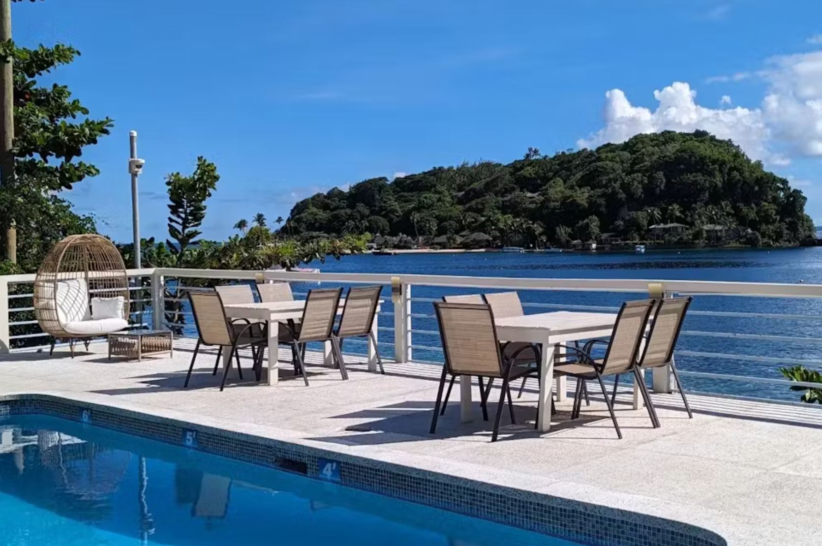 Beachcombers Hotel - Boutique Hotel in St. Vincient, Saint Vincent and ...