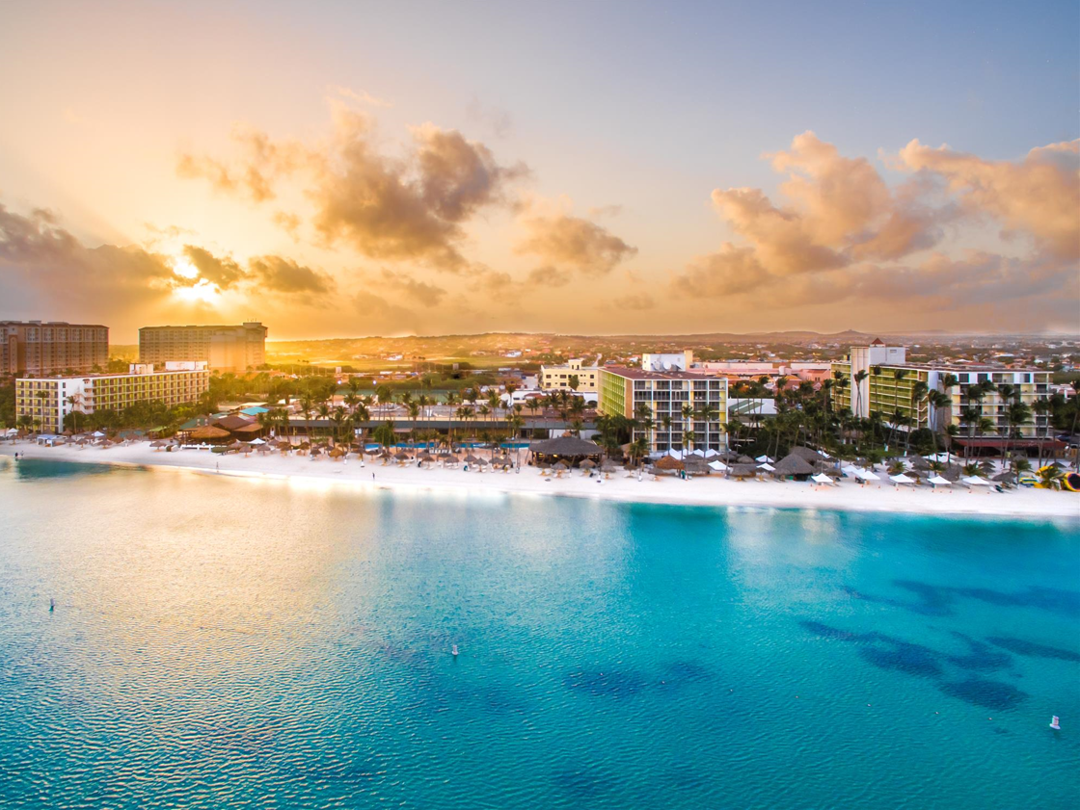 Holiday Inn Resort and Casino Aruba Beach - Family-Friendly Hotel in ...